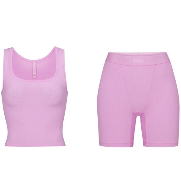 SKIMS | Tops | Nwt Skims Petal Tank And Boxers Set | Poshmark